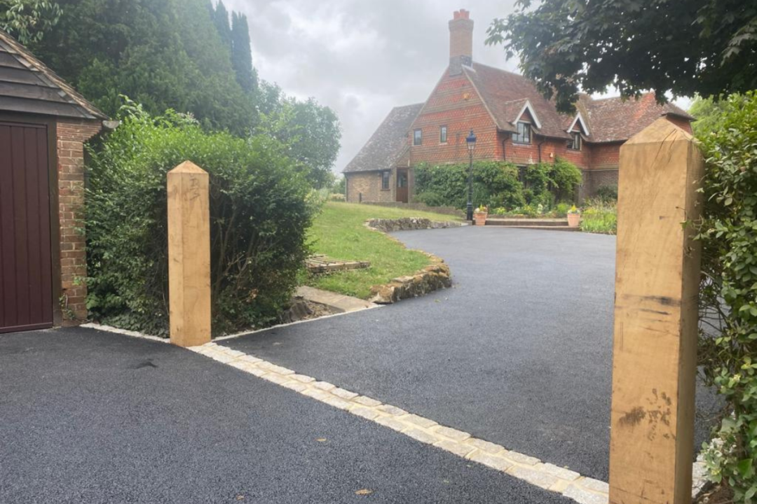 New Asphalt Driveway With Granite Setts, West Sussex - SGS Surfacing